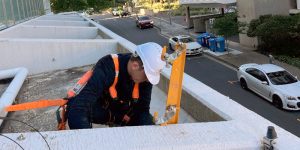 Edge Protection - Parapet Clamp System at Milsons Point